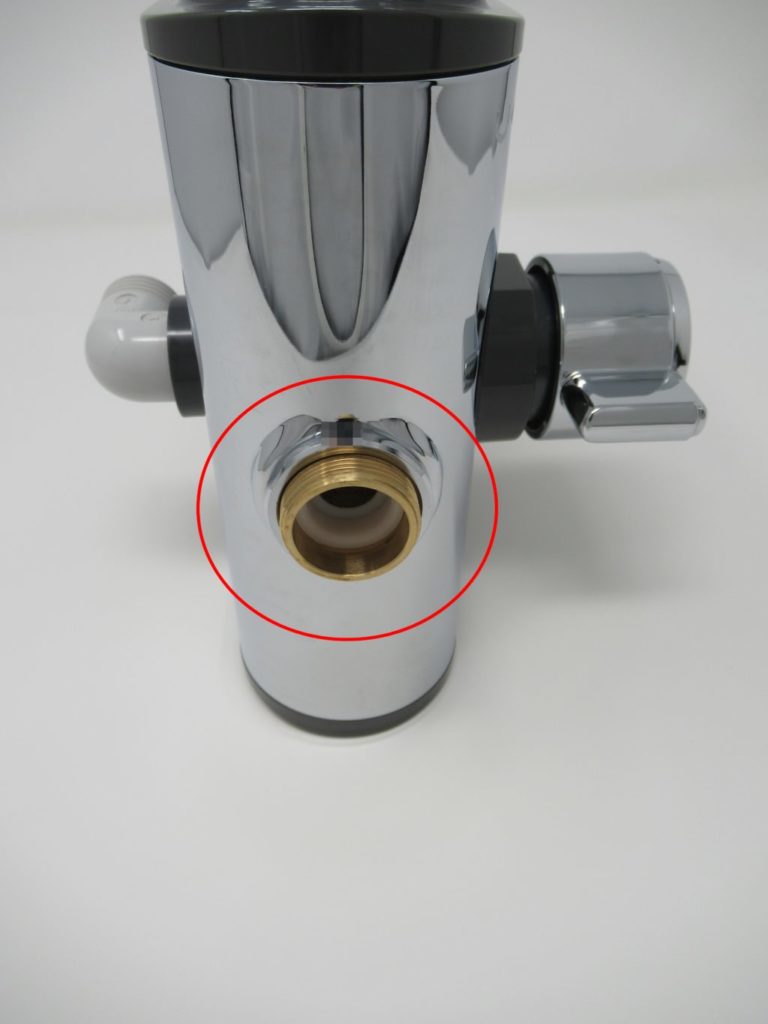 KVK [KF3008RR2] デッキ形サーモスタット式シャワー 右ハンドル仕様 （240mmパイプ付）の使用レビュー